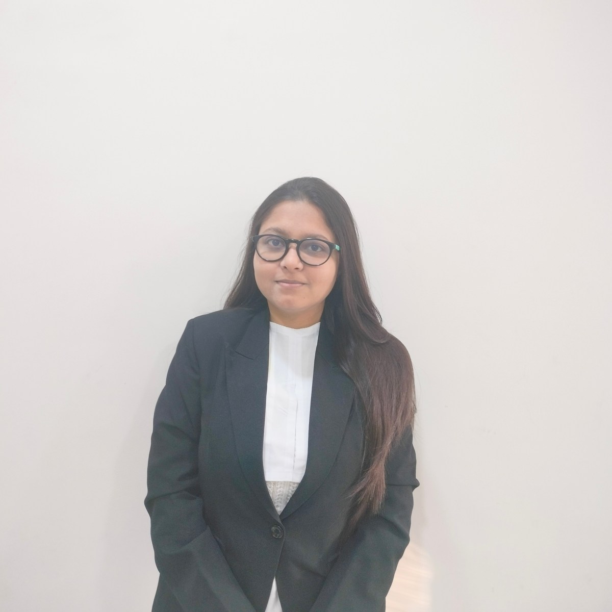 Who We Are - Vis Legis Law Practice